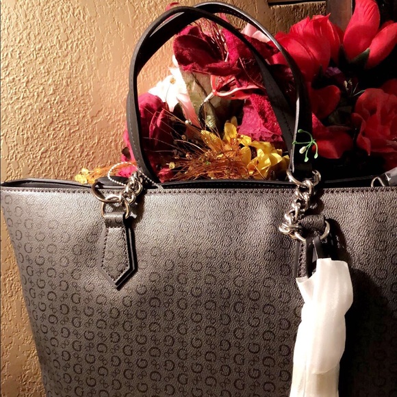 Guess | Bags | Guess Authentic Tote Handbag Nwt | Poshmark